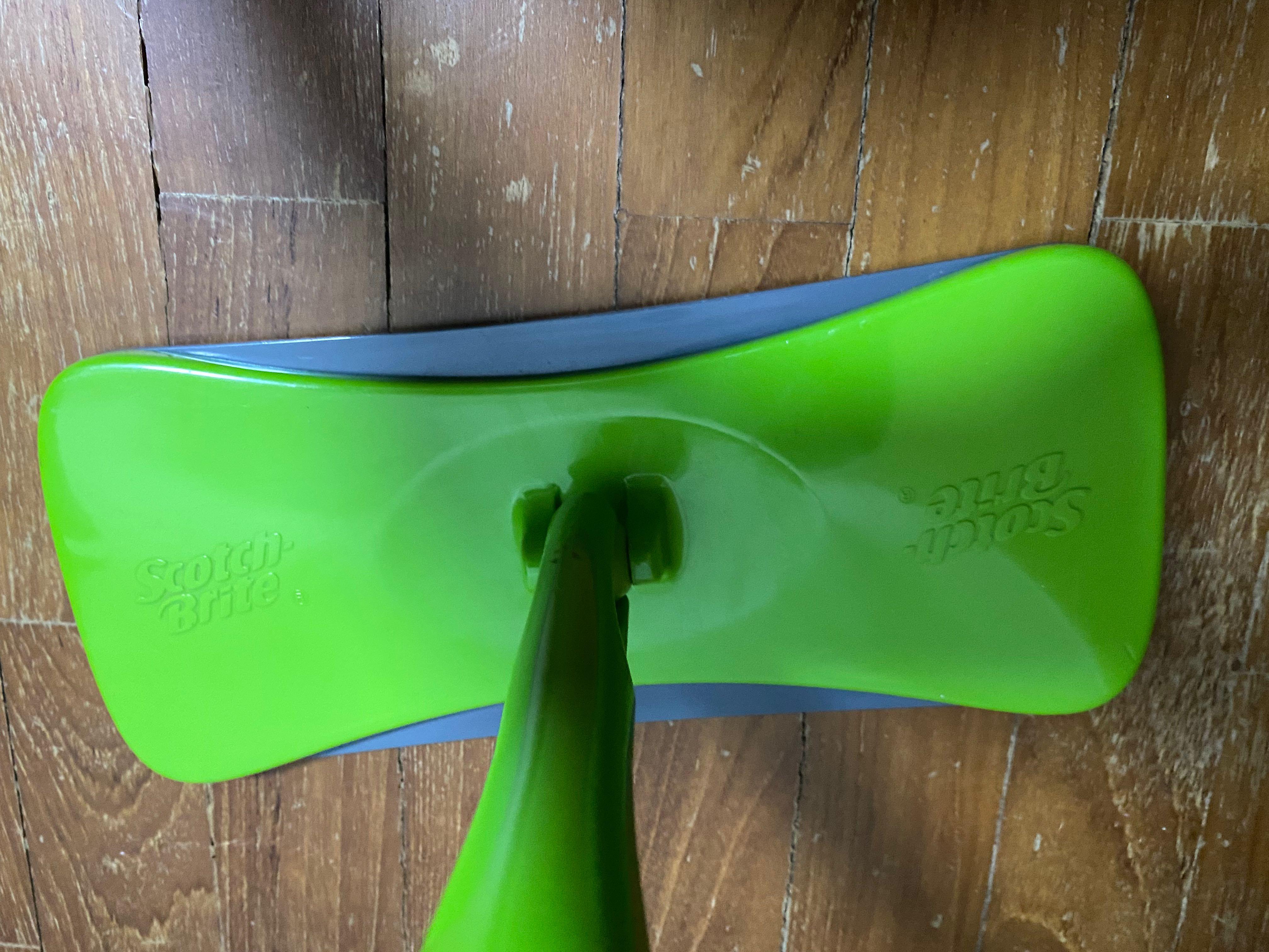 Scotch brite quick sweeper, Furniture & Home Living, Cleaning ...