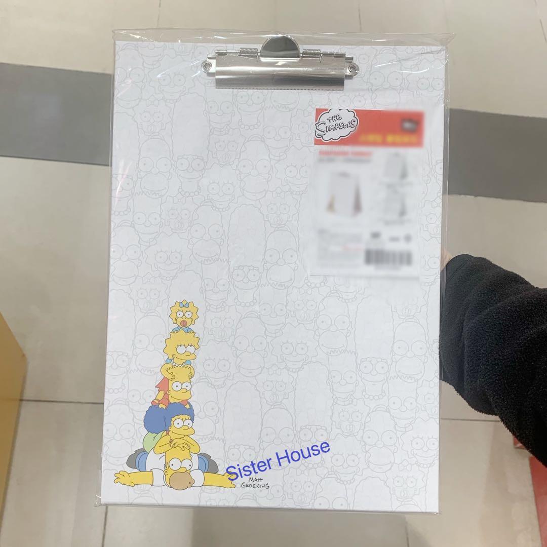 Simpsons A4 Clipboard, 興趣及遊戲, 書本 & 文具, 雜誌 - Carousell