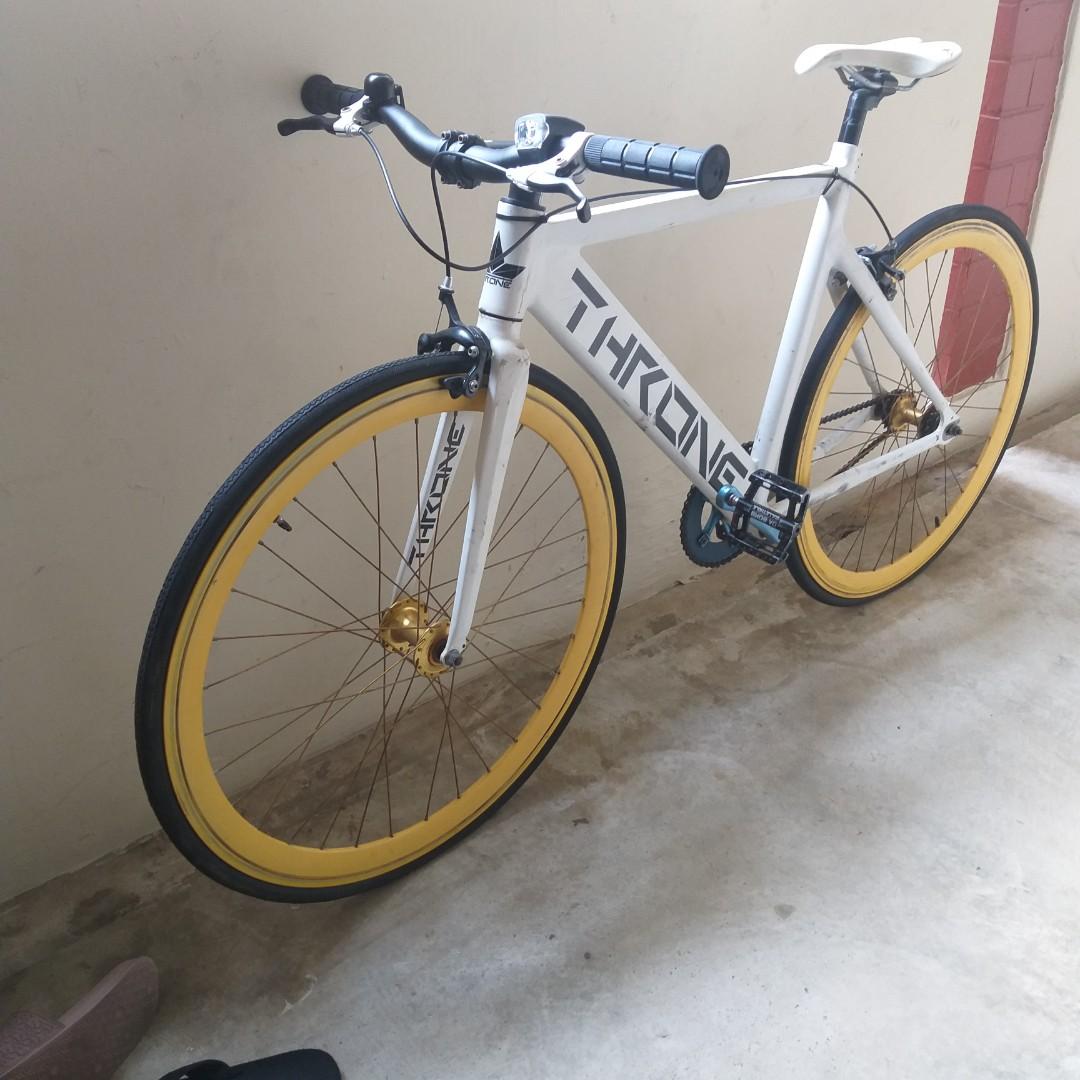 THRONE fixie, Sports Equipment, Bicycles & Parts, Bicycles on Carousell