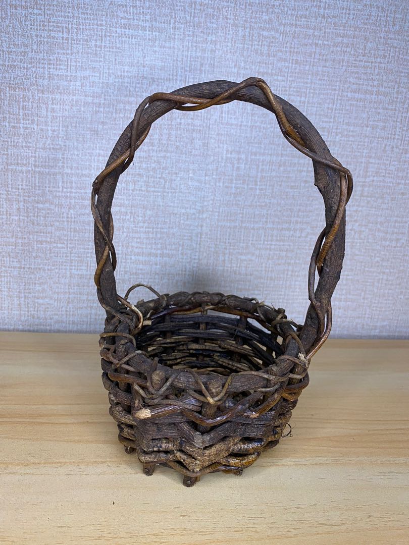 [Clearance Sale!] Twig Stick Small Basket H026, Furniture & Home Living ...