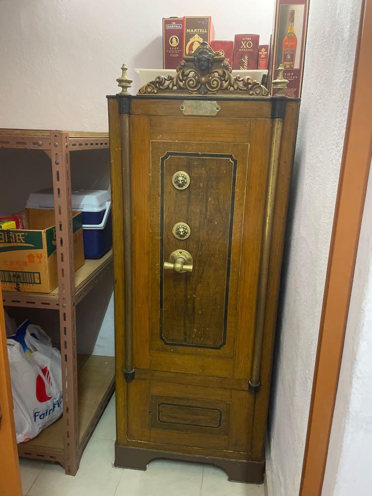 [NEGOTIABLE] 100+ Years Old Antique Safe Box , Furniture & Home Living ...