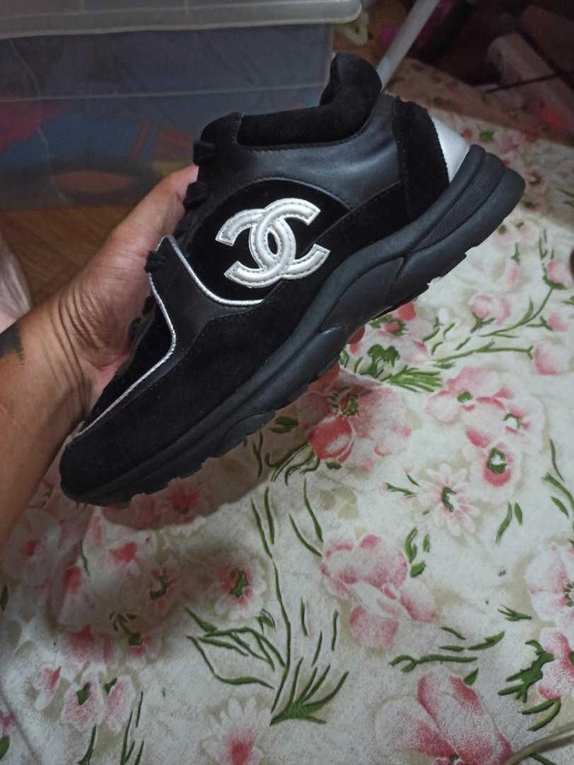 Chanel cc logo runners, Women's Fashion, Footwear, Sneakers on Carousell