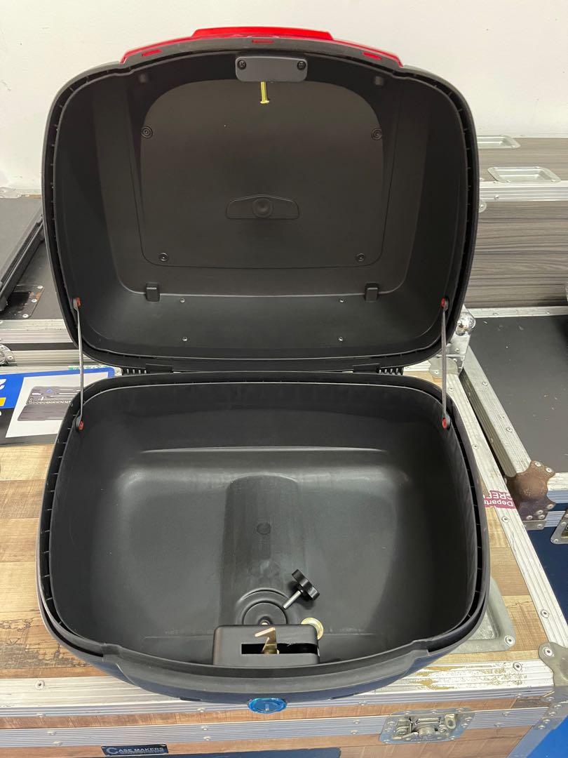 Duke 200 box and rack, Motorcycles, Motorcycle Accessories on Carousell