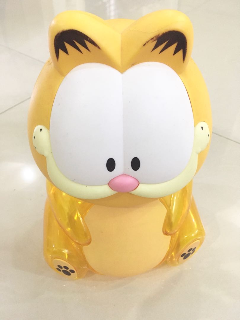 Garfield Coin Bank 26cm, Hobbies & Toys, Toys & Games on Carousell