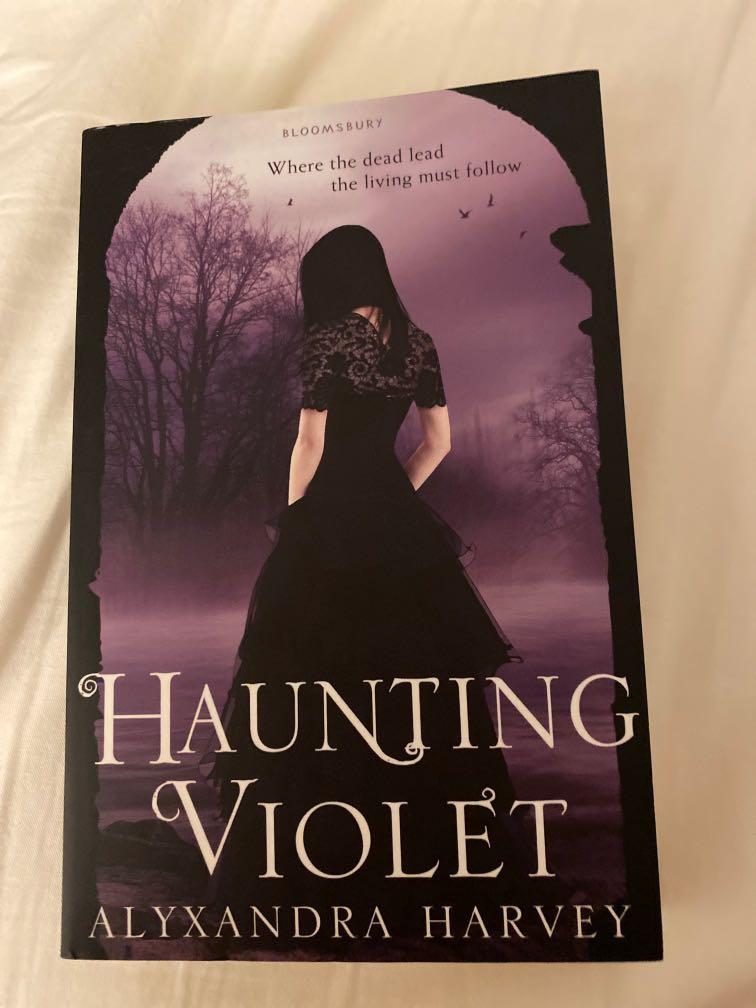 Haunting Violet Alyxandra Harvey, Hobbies & Toys, Books & Magazines ...