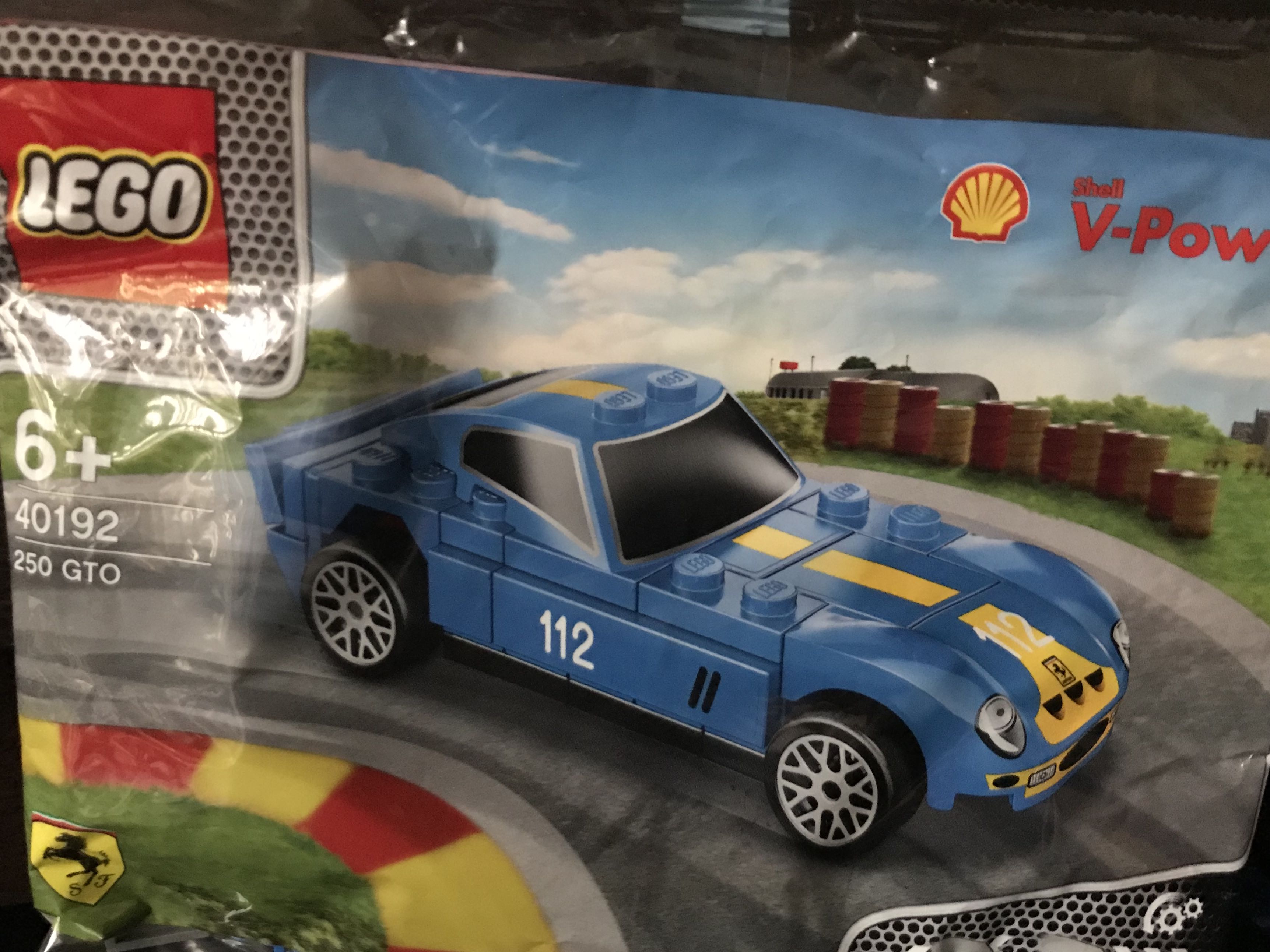 Lego Shell 40192 40193, Hobbies & Toys, Toys & Games on Carousell