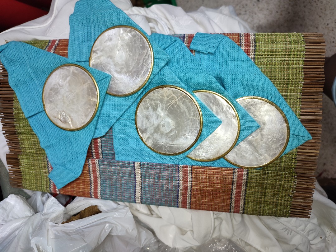 Native table designs, Furniture & Home Living, Kitchenware & Tableware ...