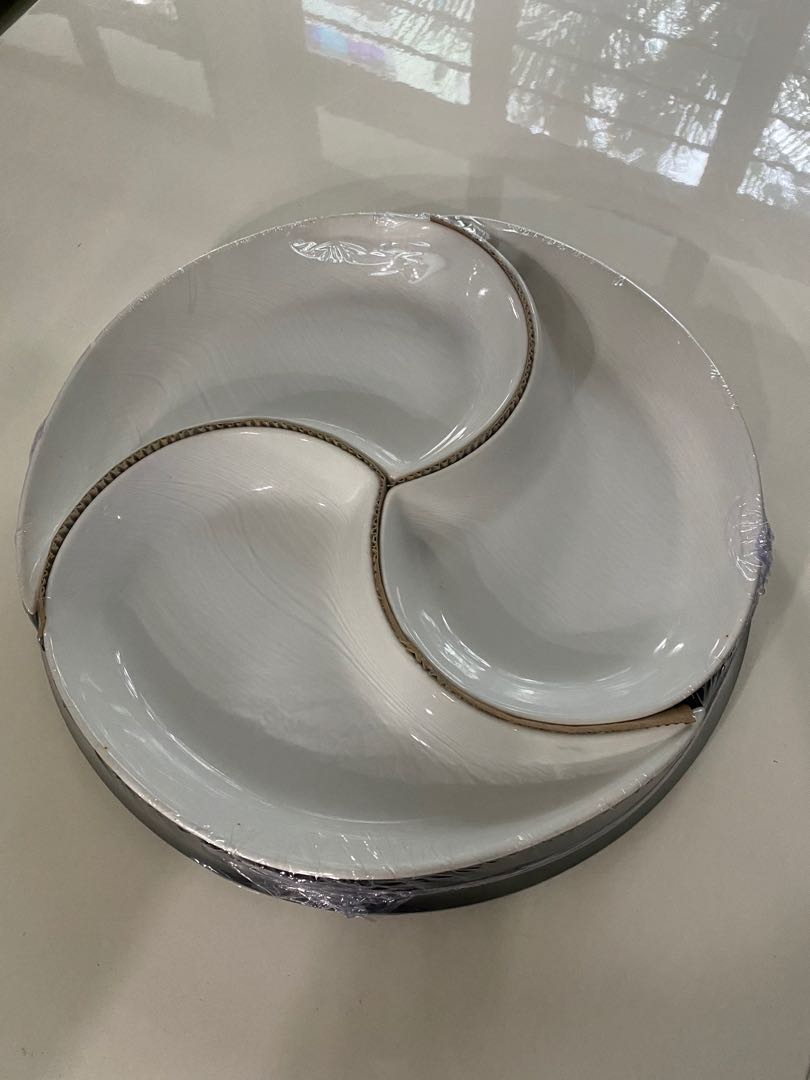 Porcelain food display plate, Furniture & Home Living, Kitchenware ...