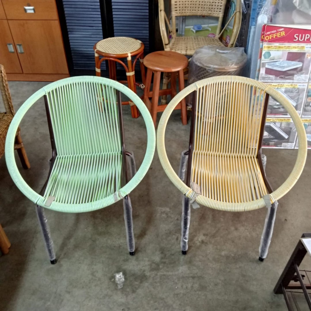 Retro Springy Chair (Multiple Colour Design), Hobbies & Toys ...