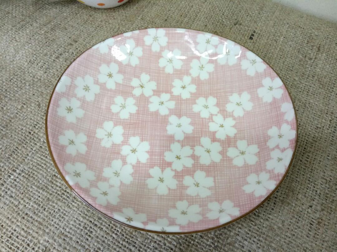 Sakura design cake plate, Furniture & Home Living, Kitchenware ...
