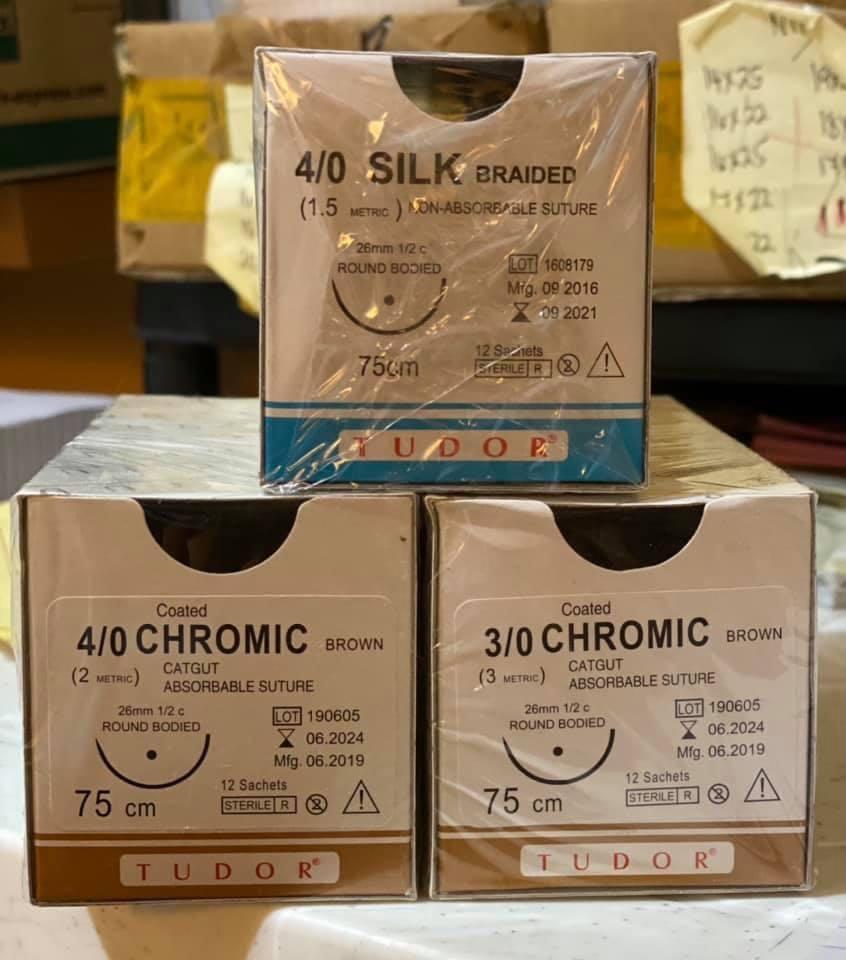 Sutures silk and chromic 12s per box, Health & Nutrition, Medical ...