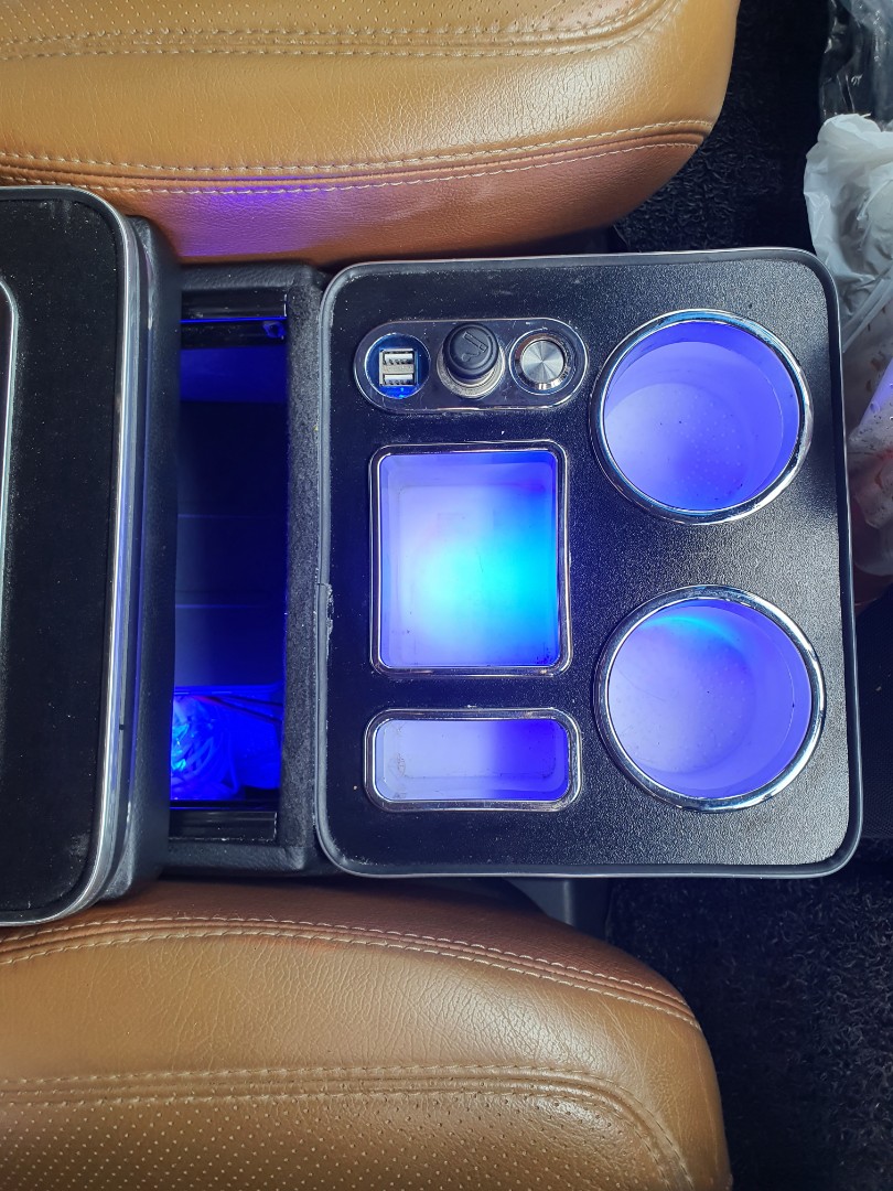 Toyota Estima console box, Car Accessories, Accessories on Carousell