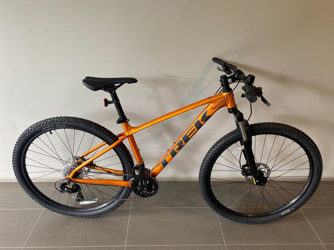 Trek Marlin 5 Factory Orange/Lithium Grey 2021, Sports Equipment ...