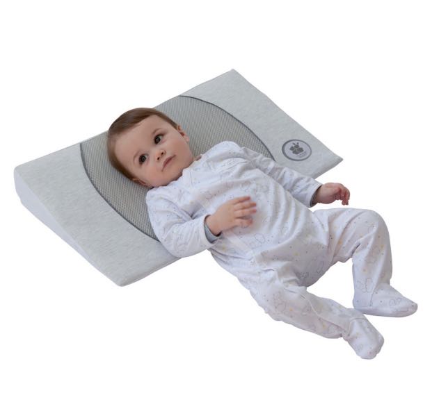 Candide Air+ Plus 15 Deg Cot Wedge, Babies & Kids, Baby Nursery & Kids ...