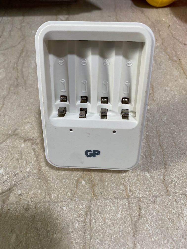 GP battery charger, Mobile Phones & Gadgets, Mobile & Gadget ...