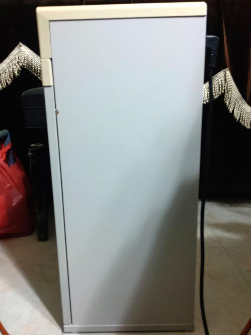 Heavy Duty INTIMUS 302 CC Cross-Cut Paper Shredder with Wooden Cabinet ...