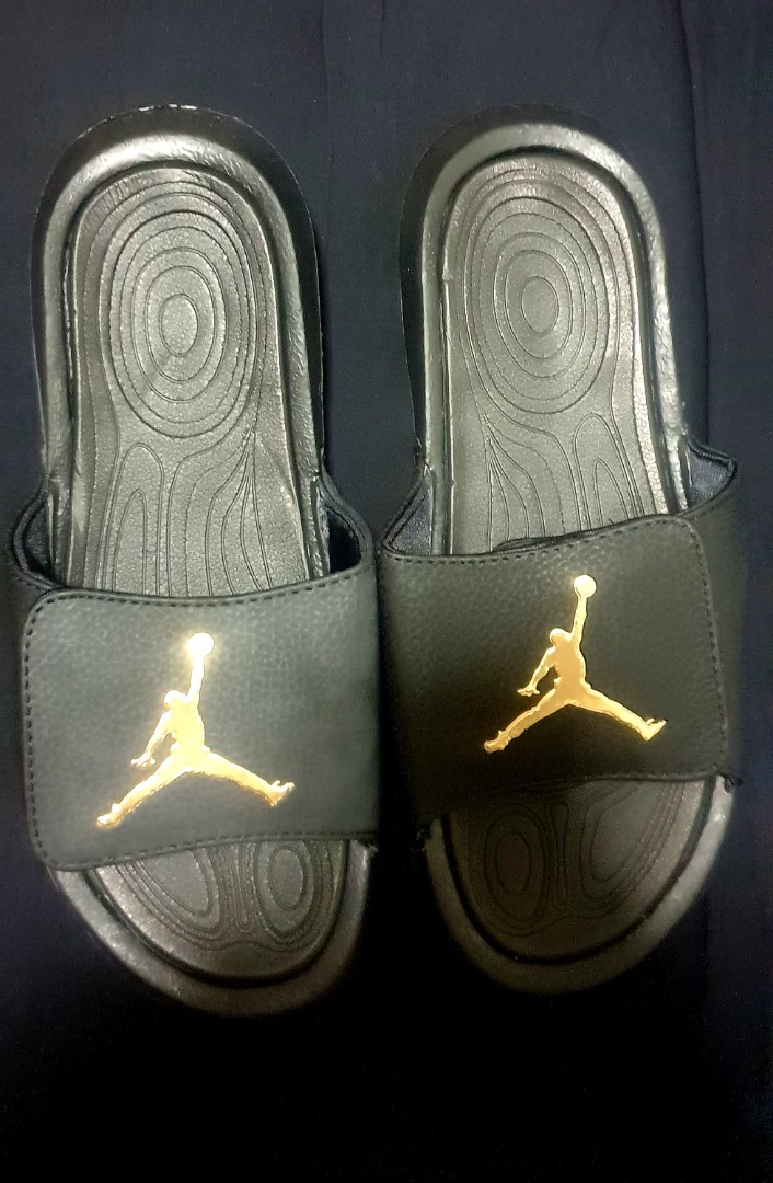 Michael Jordan sliders, Men's Fashion, Footwear, Flipflops and Slides ...