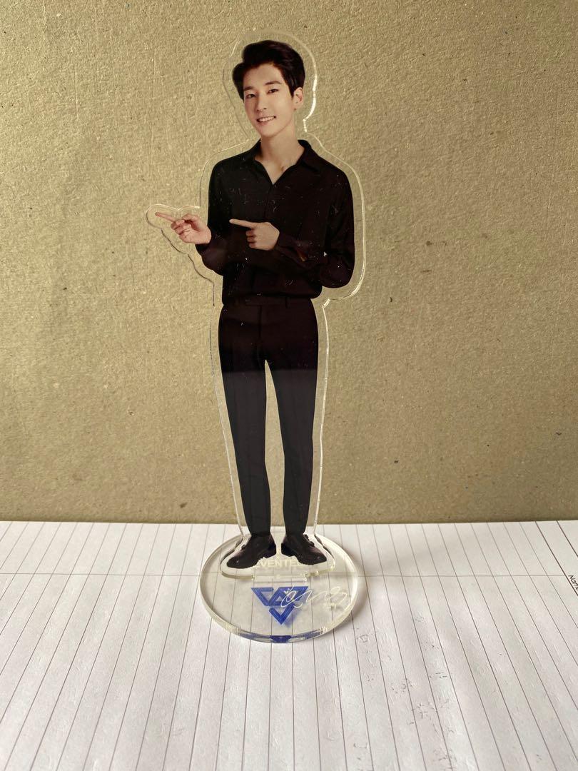 seventeen mini wonwoo standee, Hobbies & Toys, Memorabilia ...