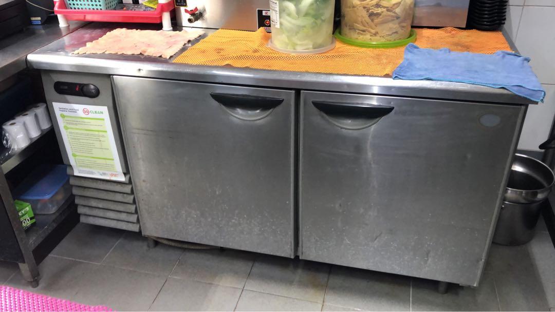 Stall closing down, Furniture & Home Living, Kitchenware & Tableware ...