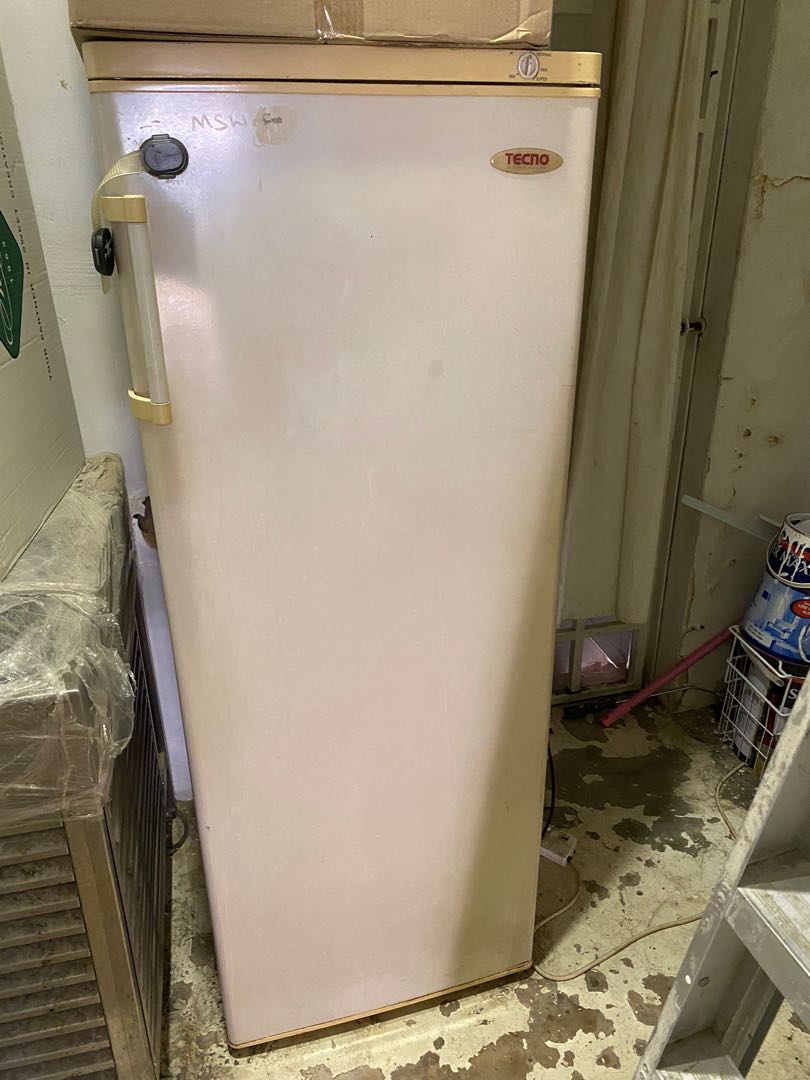 Techno freezer with all drawers inside gd for using it to keep frozen ...