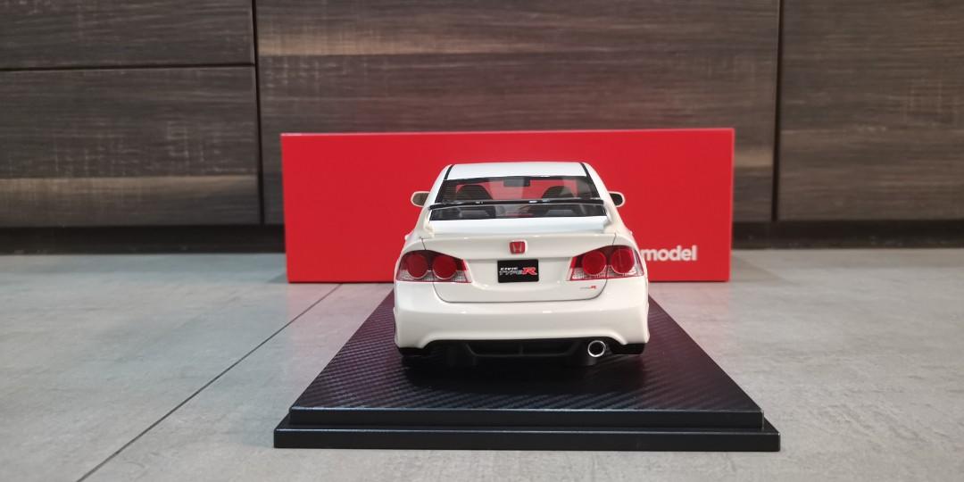 1/18 Onemodel Honda Civic Type-R FD2R (White), Everything Else on Carousell
