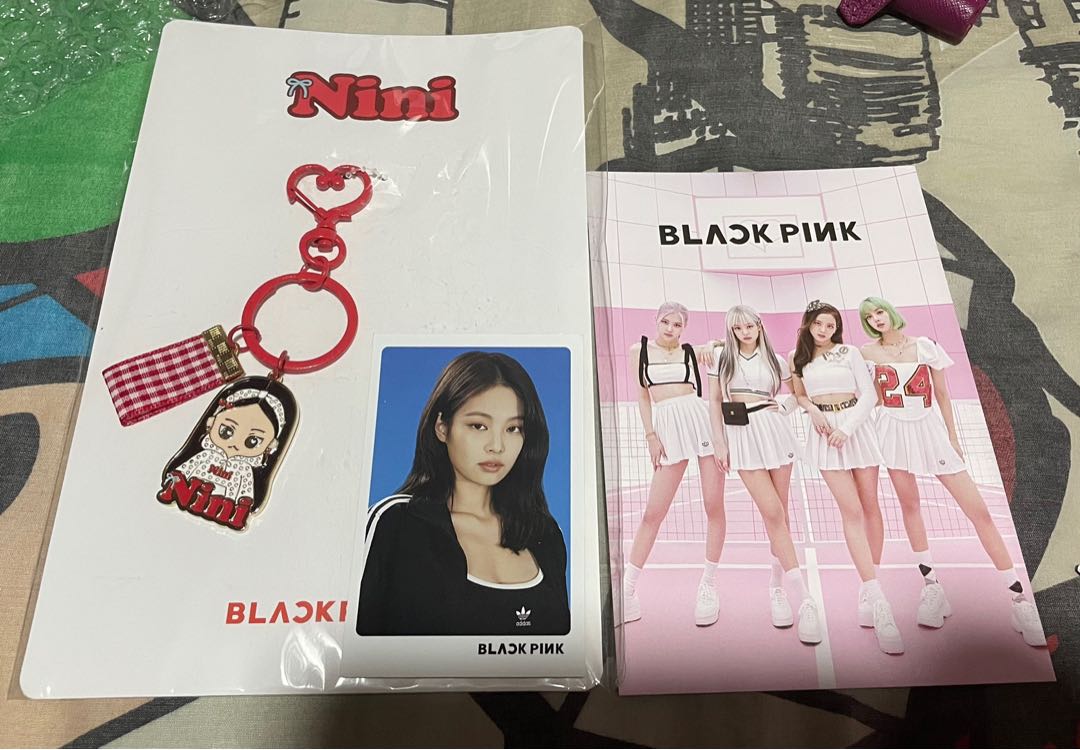 Blackpink’s Jennie Keychain [Authentic], Hobbies & Toys, Memorabilia ...