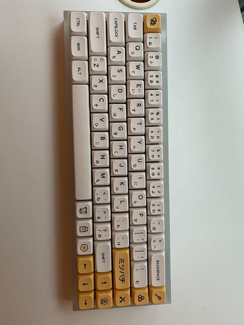Customised Mechanical Keyboard Tofu65 + Alpacas + Honey Milk Keycaps ...