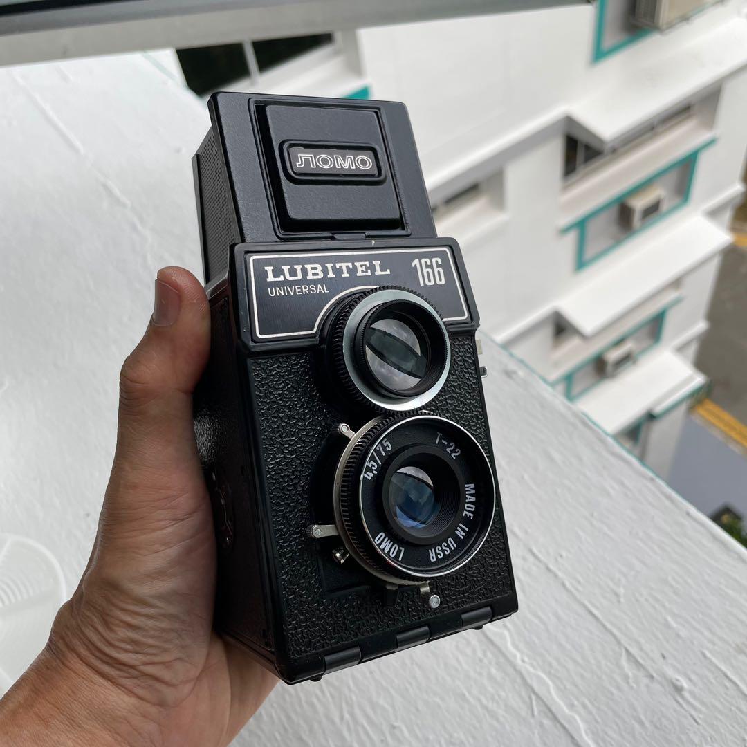 Lomo Lubitel Universal 166 TLR, Photography, Cameras on Carousell