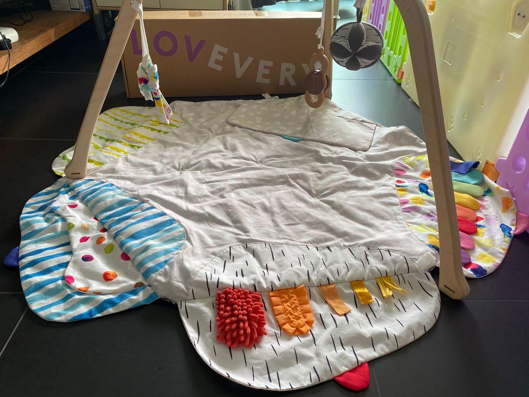 Lovevery play gym mat., Babies & Kids, Infant Playtime on Carousell