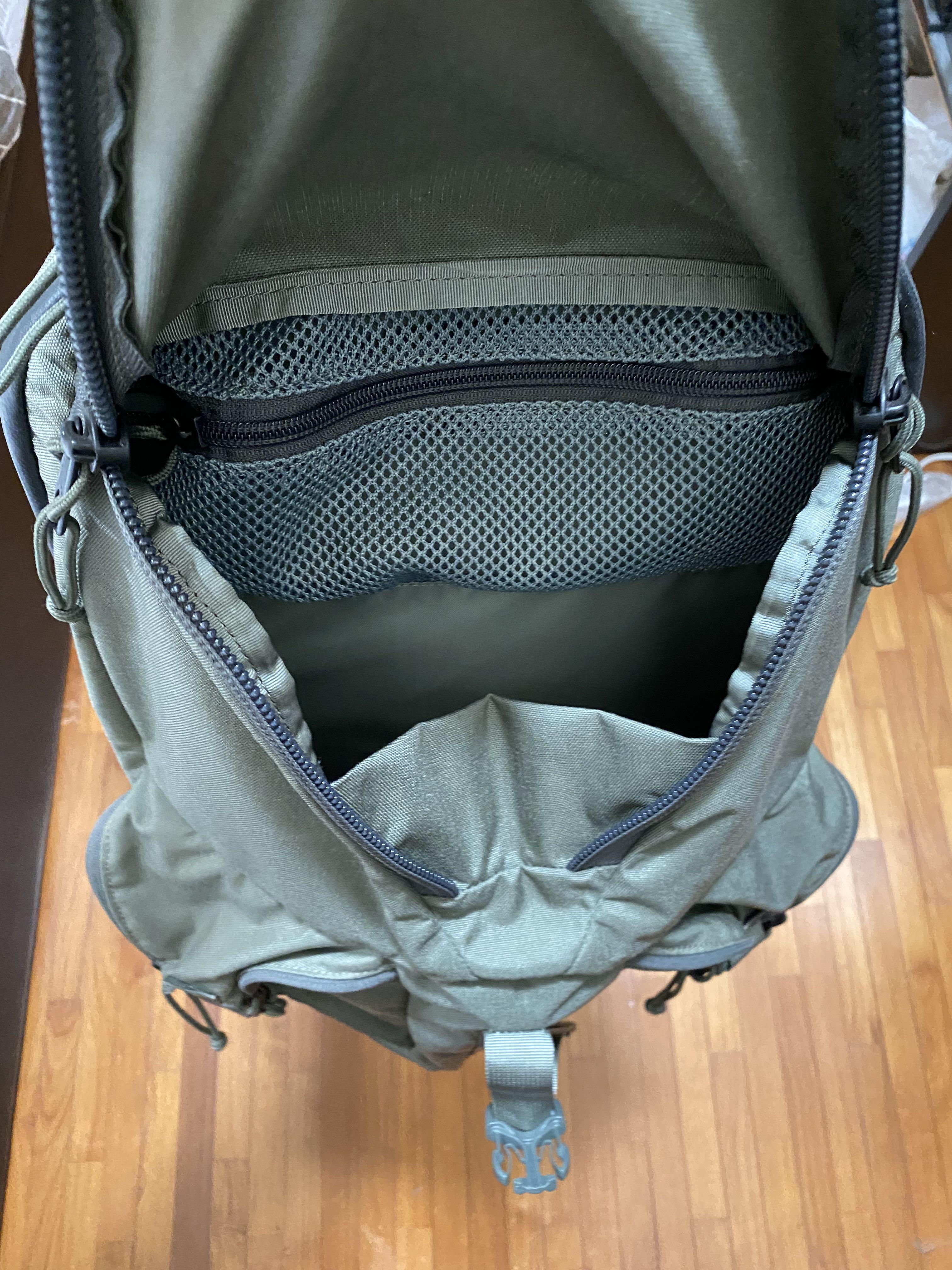 Mystery Ranch Rip Ruck 22L First Gen, Men's Fashion, Bags, Backpacks on ...