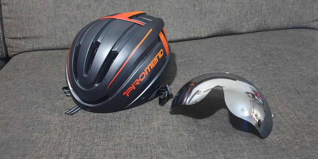 Promend helmet with magnetic visor and chargeble rear lights, Sports ...
