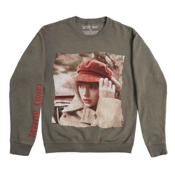 Taylor Swift RED TV Merch Pre-Order, Hobbies & Toys, Music & Media, CDs ...
