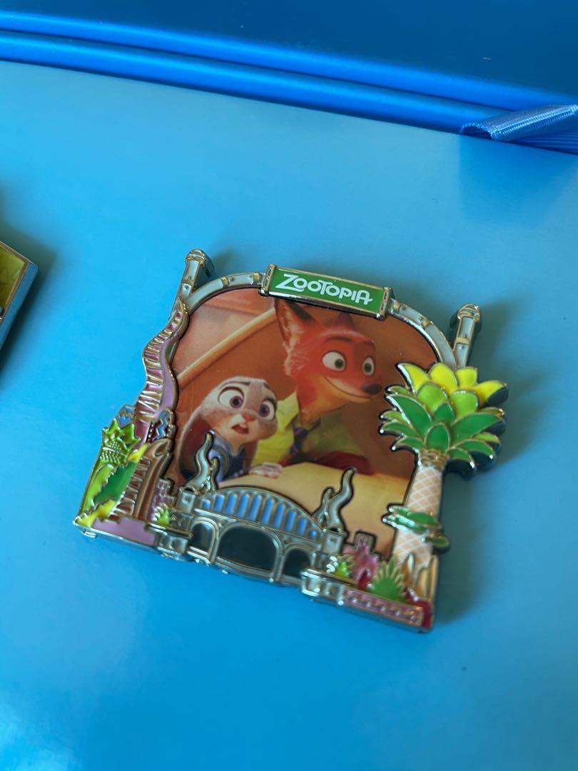 迪士尼襟章 Disney ParkPack Zootopia Judy Nick pin LE500, 興趣及遊戲, 玩具 & 遊戲類 ...