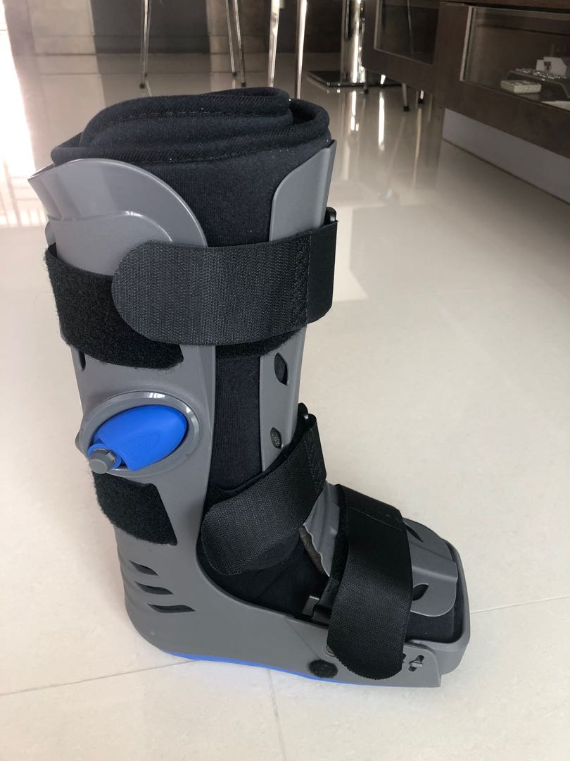 Aircast boot, Health & Nutrition, Assistive & Rehabilatory Aids ...