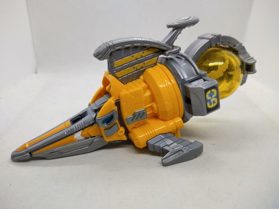 Bandai - Uchu Sentai Kyuranger - Gattai 09 DX Kajiki Voyager ...