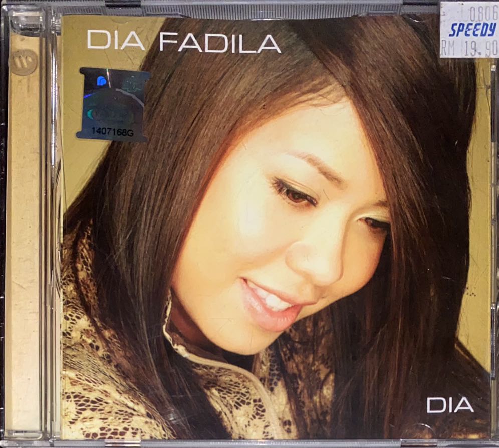 CD dia fadila, Hobbies & Toys, Music & Media, CDs & DVDs on Carousell