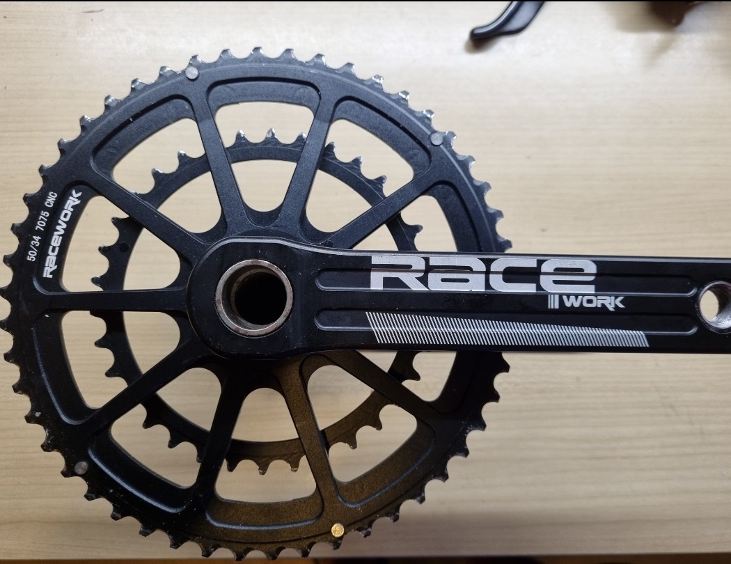 RACEWORKS Crankset for road bikes, Sports Equipment, Bicycles & Parts ...
