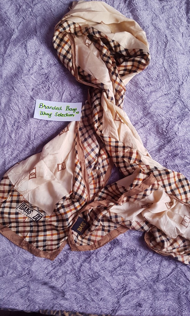 Daks Scarves original, Women's Fashion, Watches & Accessories, Scarves ...