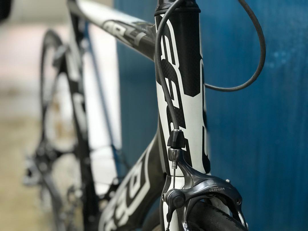 Felt AR4 Aero full carbon road bike Shimano Ultegra, Sports Equipment, Bicycles & Parts ...