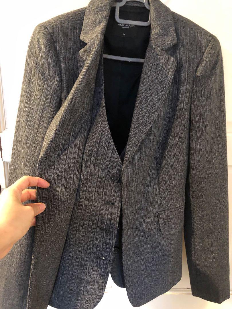 G2000 vest in the coat, Women's Fashion, Tops, Blouses on Carousell