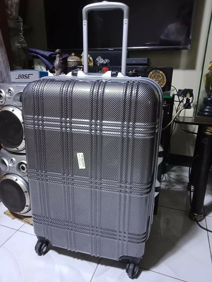 Global Master Luggage, Hobbies & Toys, Travel, Luggage on Carousell