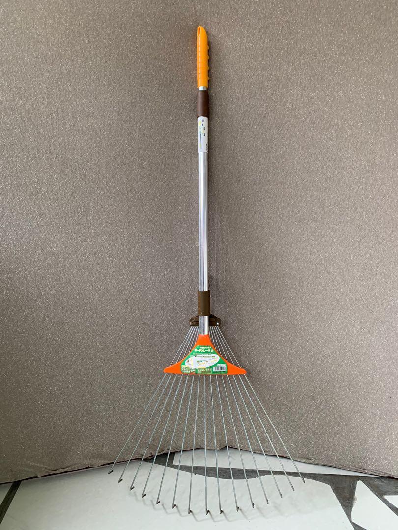 Japan Folding Rake, Furniture & Home Living, Gardening, Grass Mowers ...