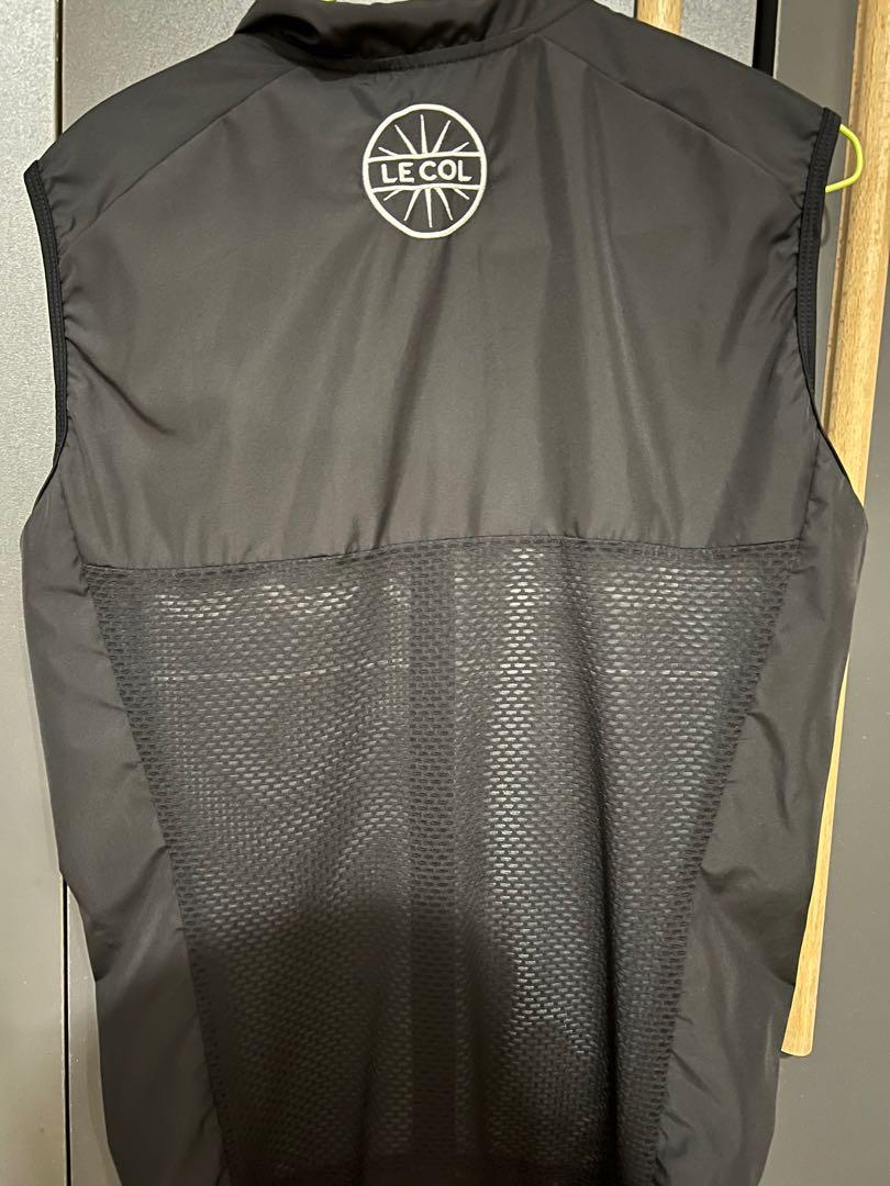 LECOL sport logo gillet, Men's Fashion, Activewear on Carousell
