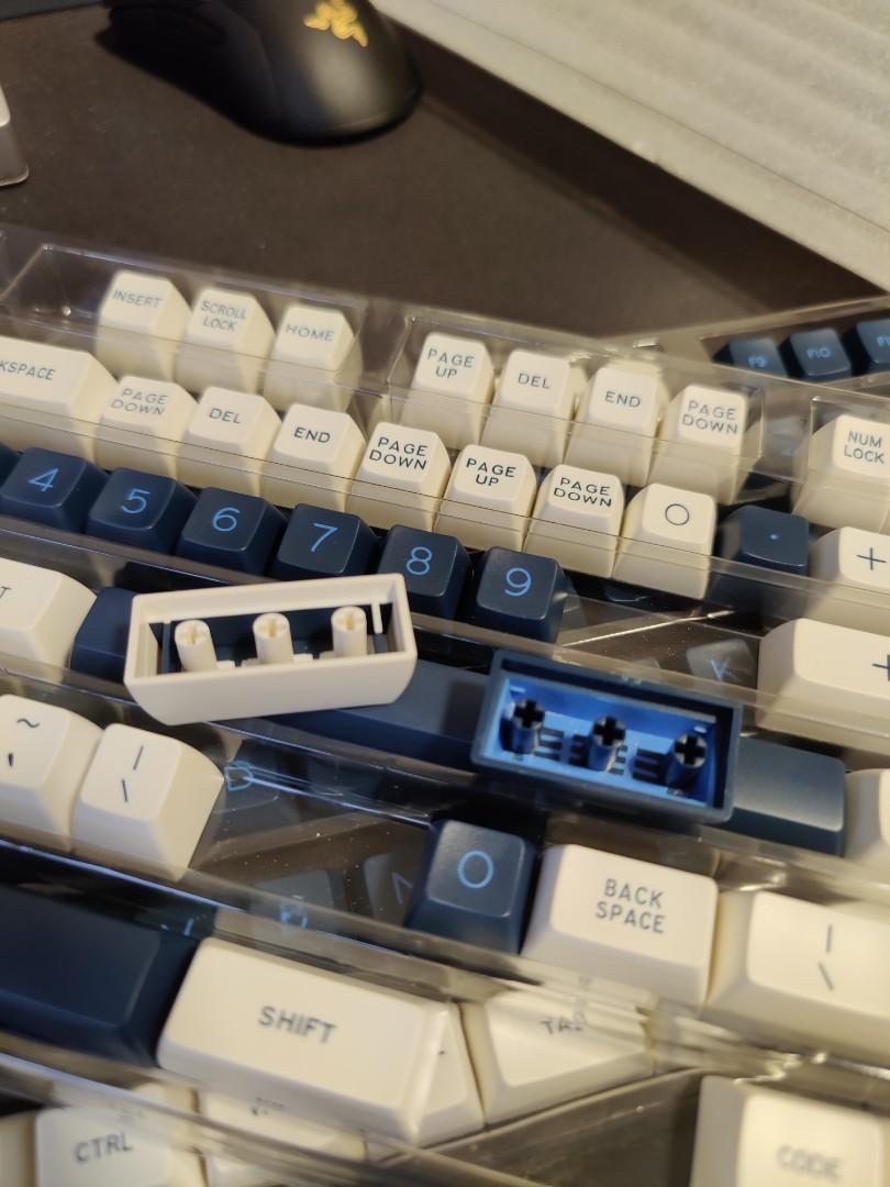 Maxkey SA keycaps full set blue green, Computers & Tech, Parts ...