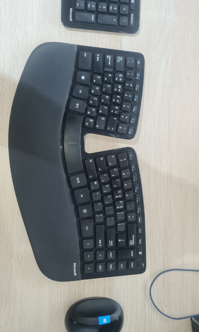 Microsoft Scuplt Ergonomic Keyboard Mouse And Number Pad Computers