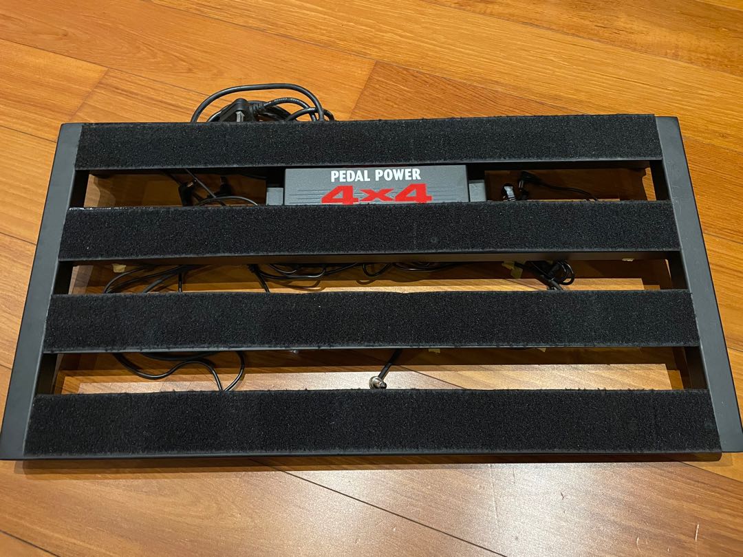 Pedaltrain PT-2 and Voodoo Labs 4X4, Hobbies & Toys, Music & Media ...