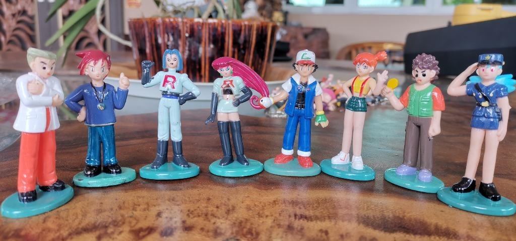 Pokemon Trainer set of 7 collection + 1 extra free figure, Hobbies ...