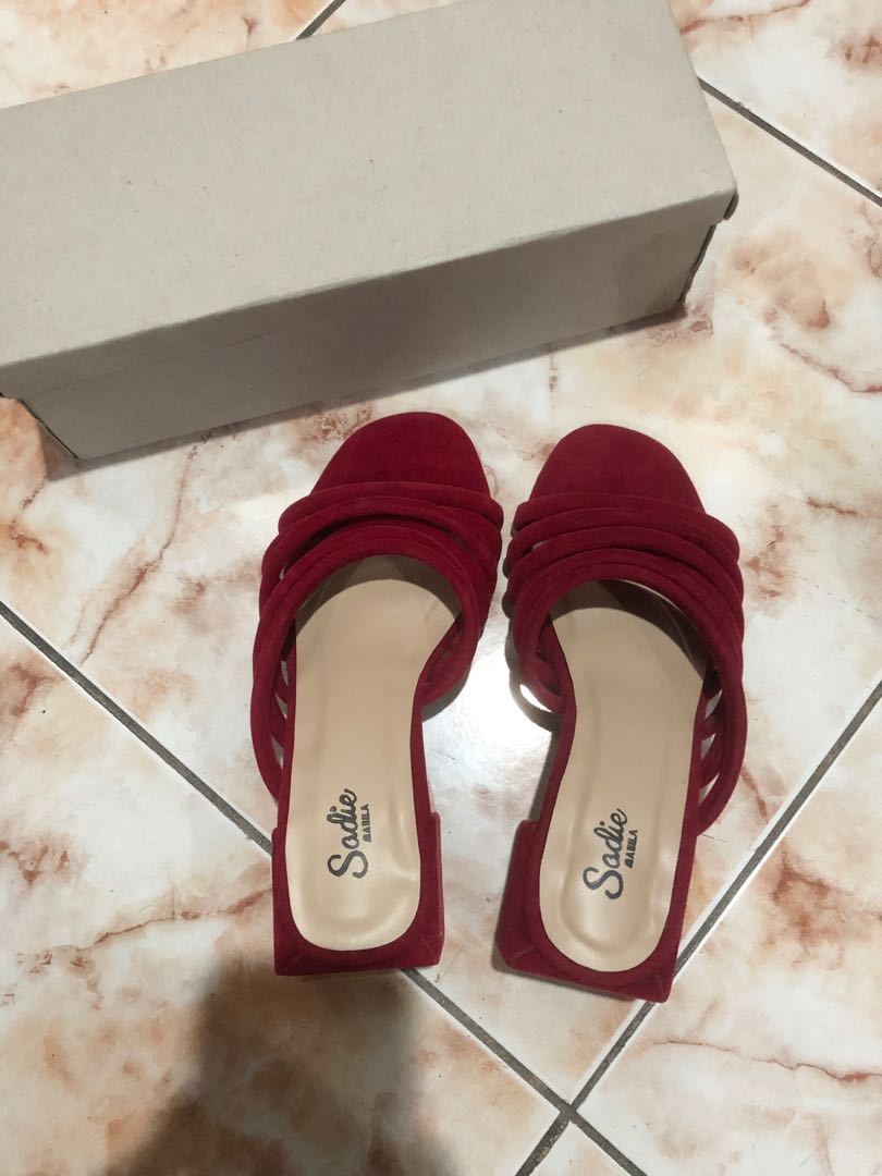 RED SQUARE HEELS, Women's Fashion, Footwear, Heels on Carousell