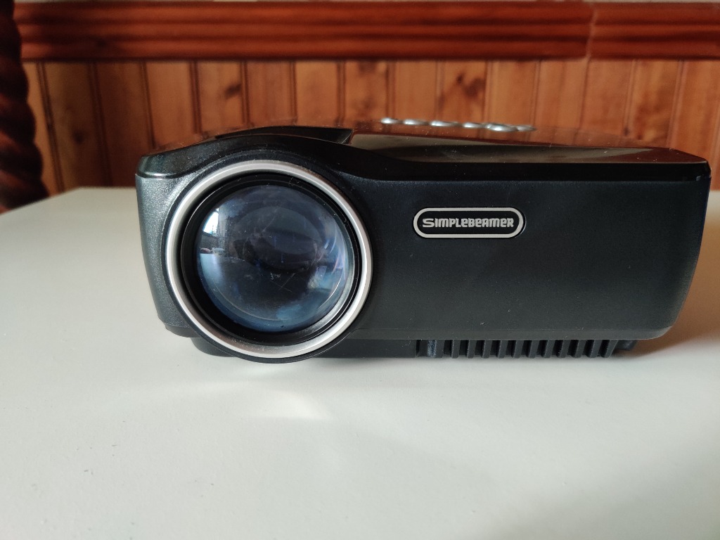SimpleBeamer GP70 Series Portable Projector/Beamer, TV & Home ...