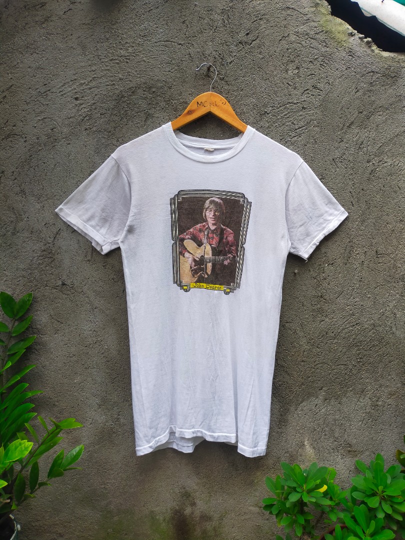 VINTSGE 80's JOHN DENVER TEE, Men's Fashion, Tops & Sets, Tshirts ...
